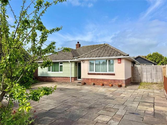 3 bedroom bungalow for sale