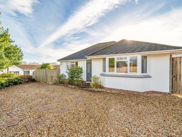 3 bedroom bungalow for sale