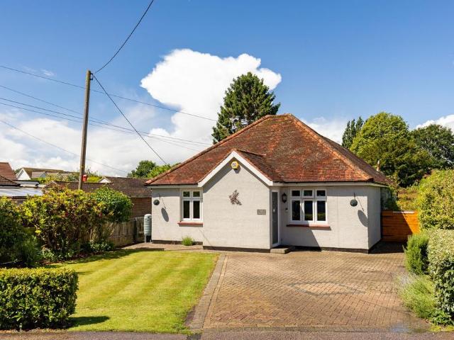 3 bedroom bungalow for sale