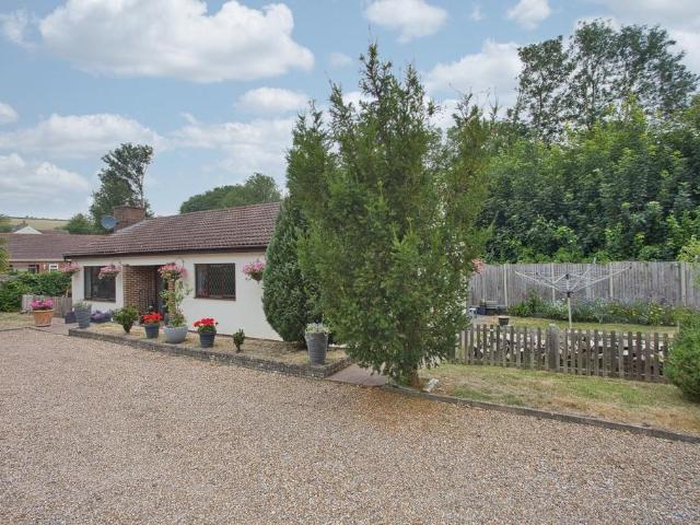 3 bedroom bungalow for sale