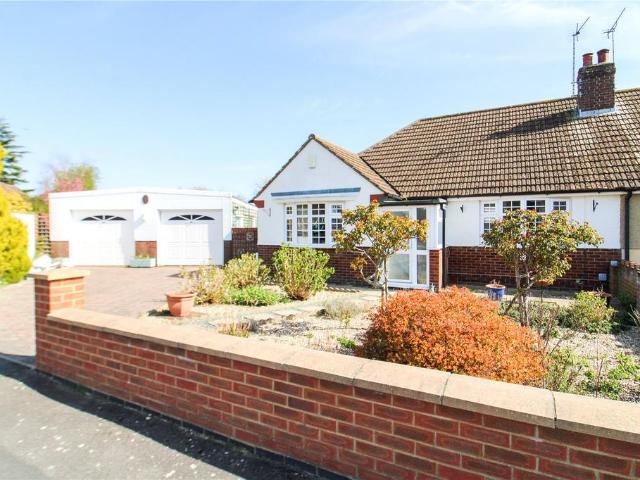 3 bedroom bungalow for sale
