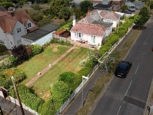 3 bedroom bungalow for sale