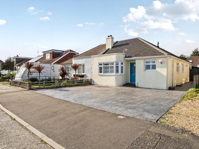 3 bedroom bungalow for sale