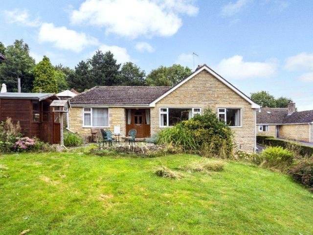 3 bedroom bungalow for sale