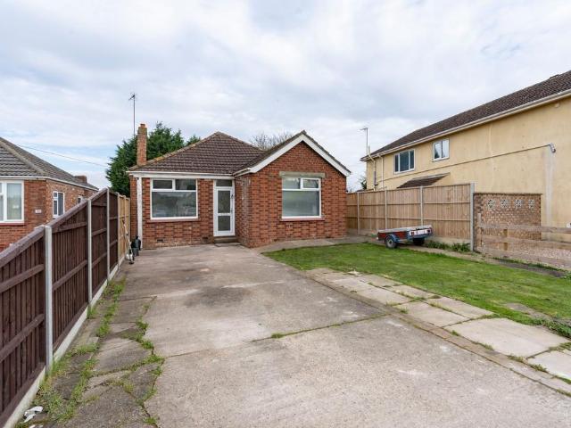 3 bedroom bungalow for sale