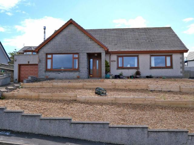 3 bedroom bungalow for sale