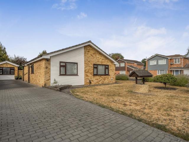 3 bedroom bungalow for sale