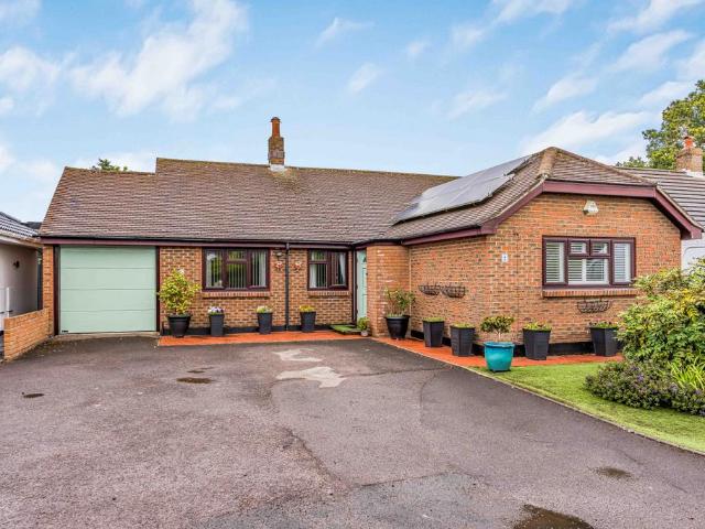 3 bedroom bungalow for sale