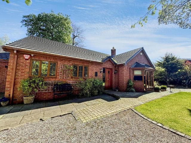 3 bedroom bungalow for sale
