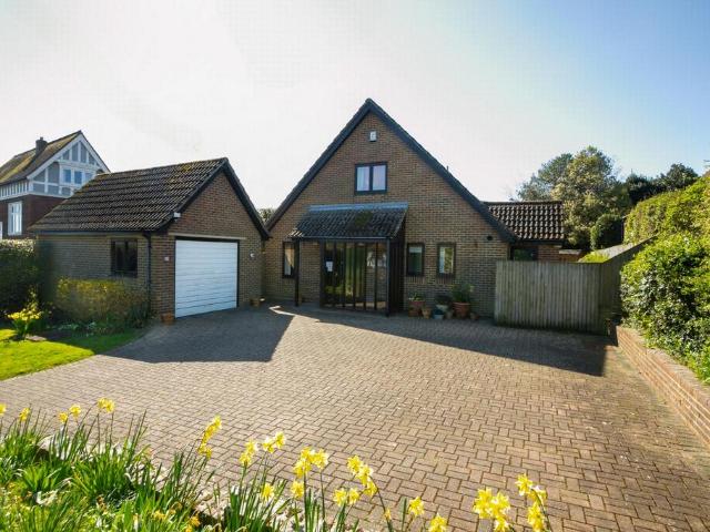 3 bedroom bungalow for sale