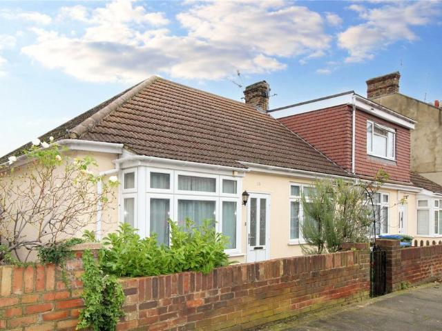 3 bedroom bungalow for sale
