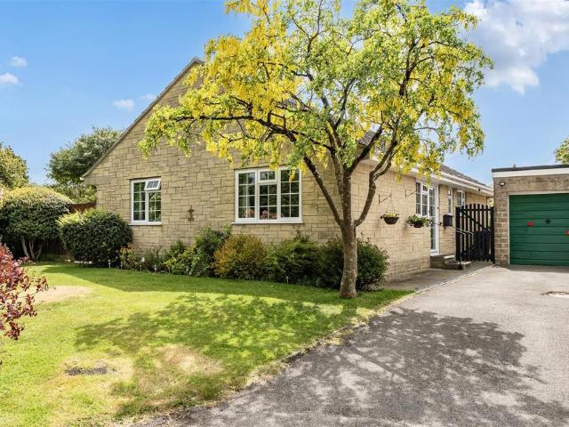 3 bedroom bungalow for sale
