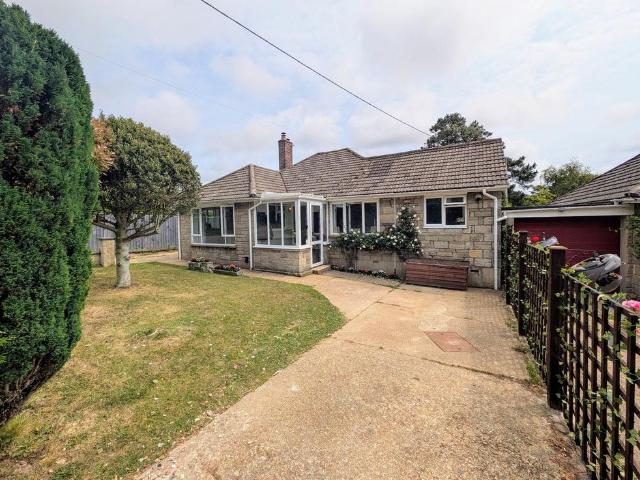 3 bedroom bungalow for sale