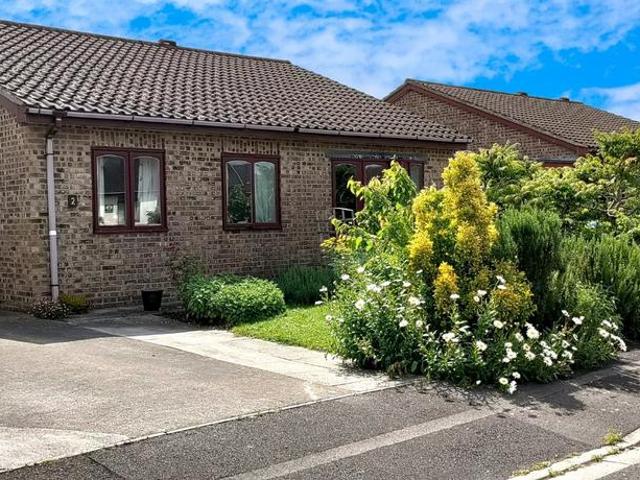 3 bedroom bungalow for sale