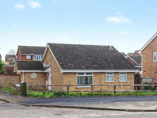 3 bedroom bungalow for sale