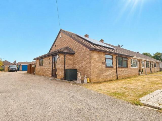 3 bedroom bungalow for sale