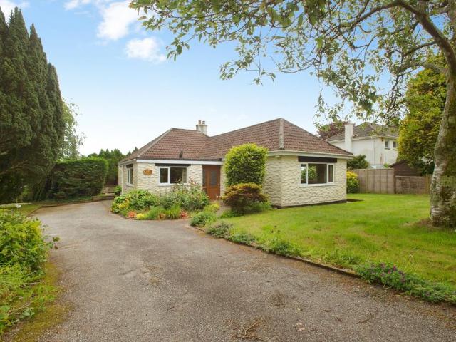 3 bedroom bungalow for sale