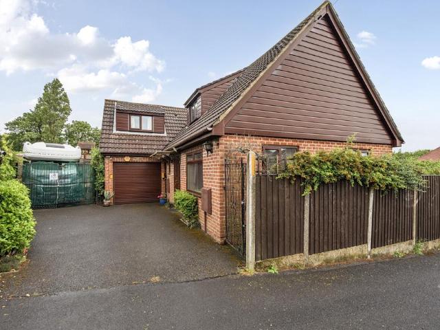 3 bedroom bungalow for sale