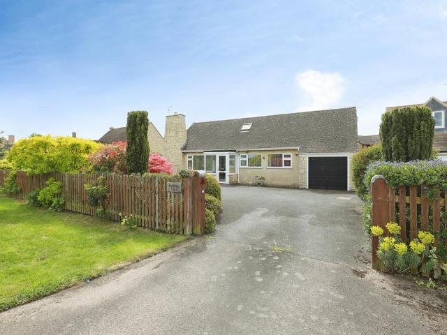 3 bedroom bungalow for sale