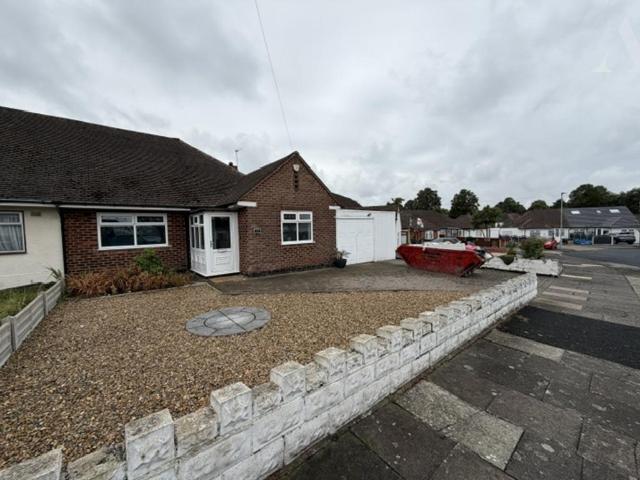 3 bedroom bungalow for sale