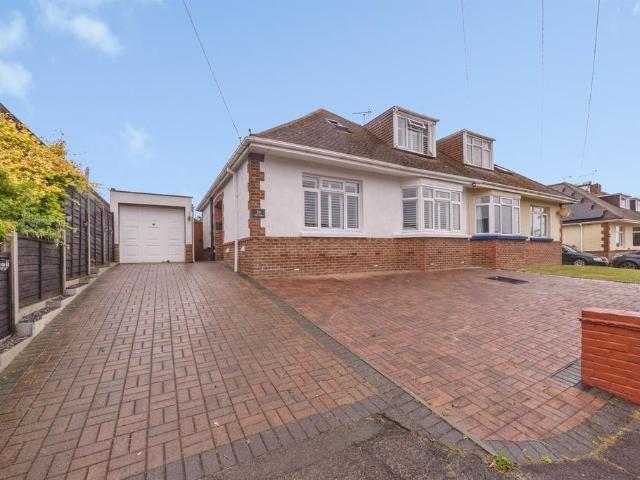 3 bedroom bungalow for sale