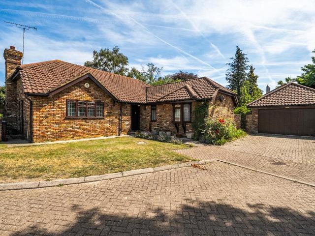 3 bedroom bungalow for sale