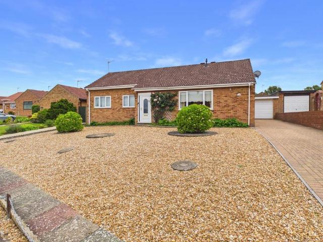 3 bedroom bungalow for sale