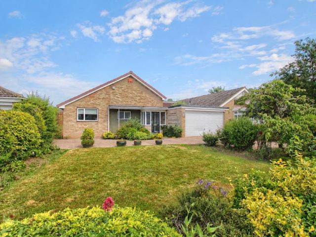 3 bedroom bungalow for sale