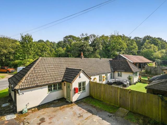 3 bedroom bungalow for sale