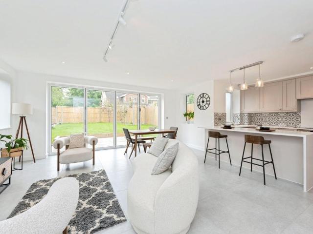 3 bedroom bungalow for sale