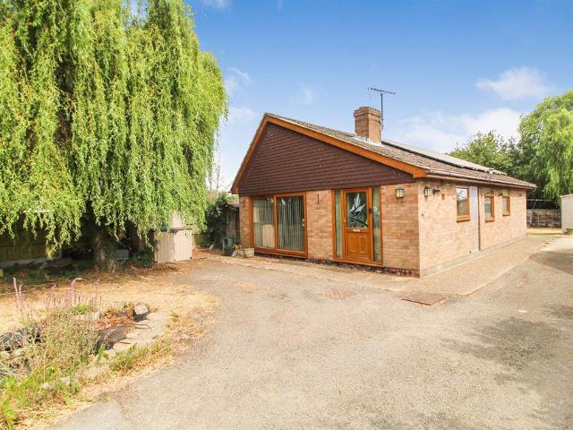 3 bedroom bungalow for sale