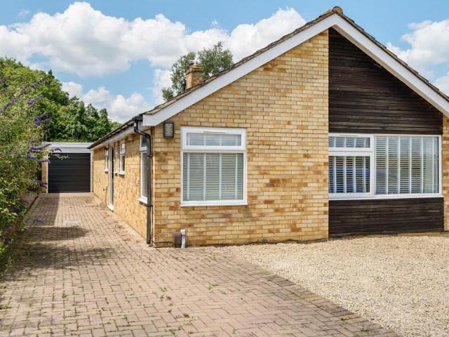 3 bedroom bungalow for sale