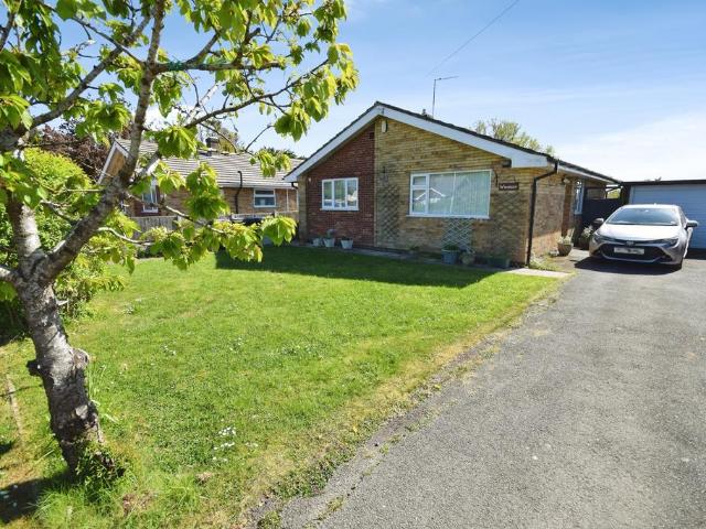 3 bedroom bungalow for sale