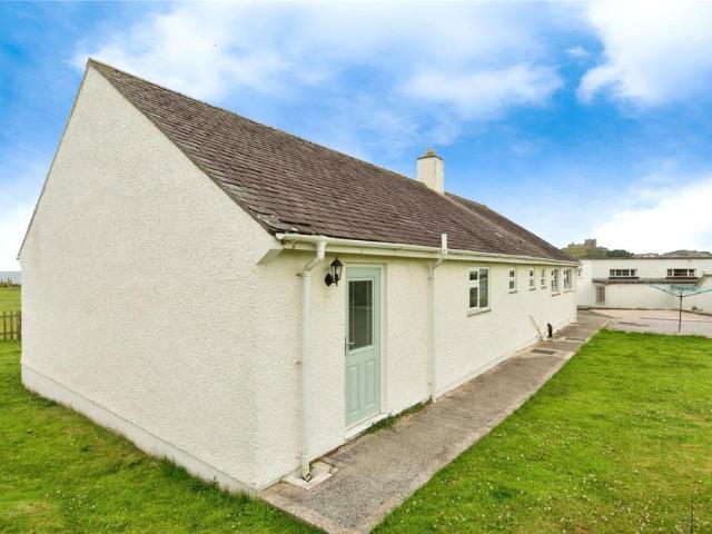 3 bedroom bungalow for sale