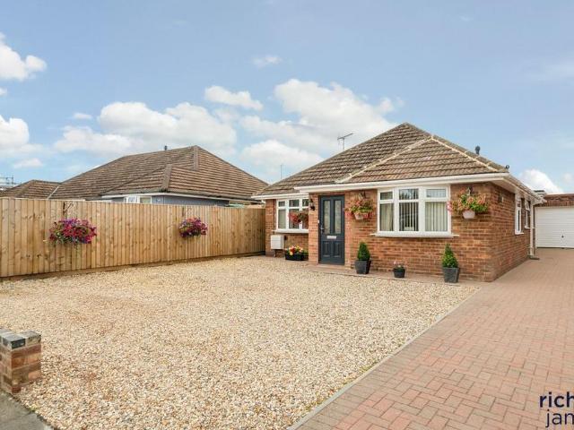3 bedroom bungalow for sale