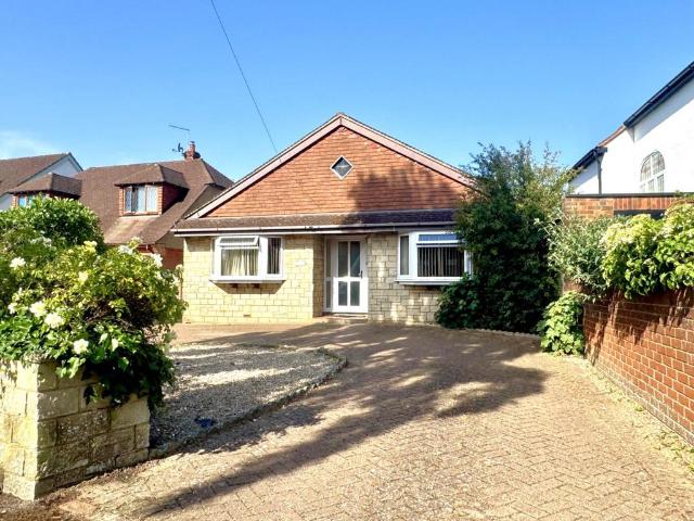 3 bedroom bungalow for sale