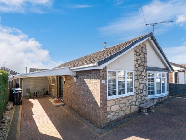 3 bedroom bungalow for sale