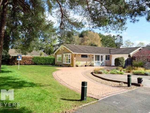 3 bedroom bungalow for sale