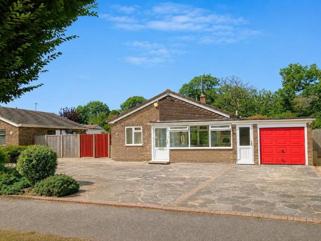 3 bedroom bungalow for sale