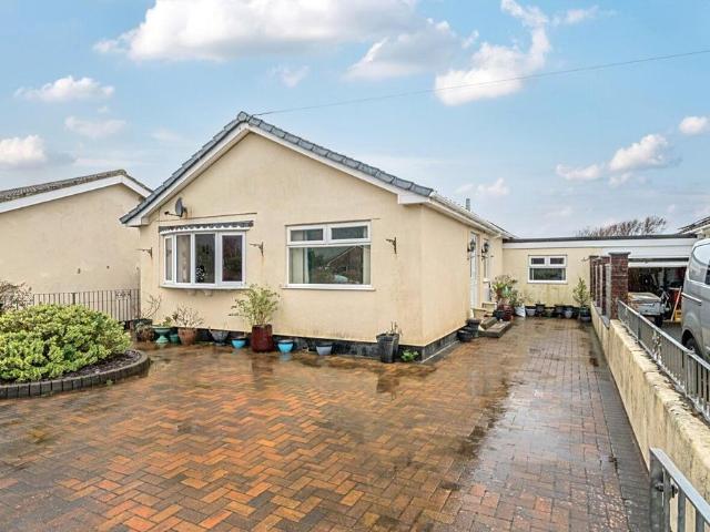 3 bedroom bungalow for sale