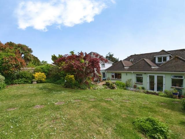 3 bedroom bungalow for sale