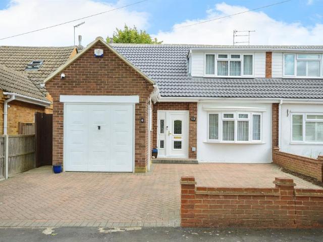 3 bedroom bungalow for sale