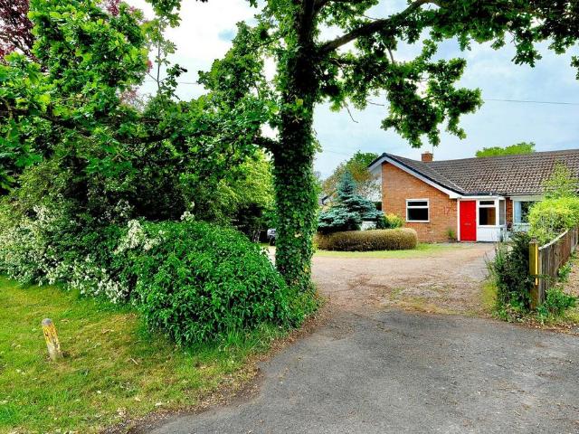 3 bedroom bungalow for sale