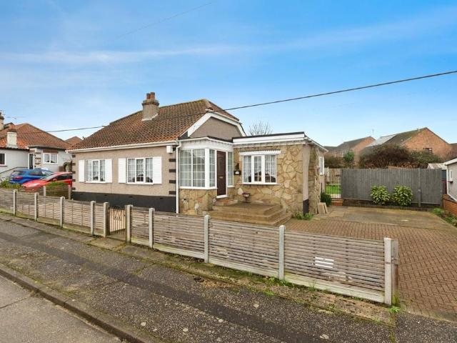 3 bedroom bungalow for sale