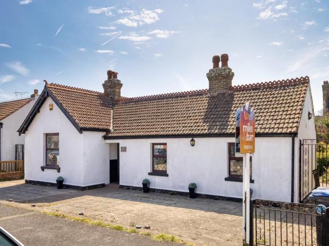 3 bedroom bungalow for sale