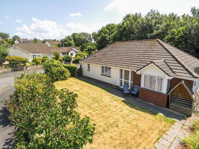 3 bedroom bungalow for sale
