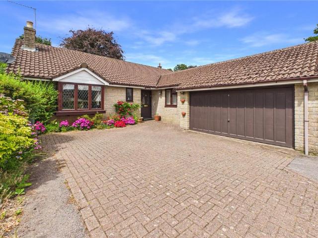 3 bedroom bungalow for sale