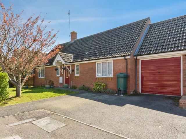 3 bedroom bungalow for sale