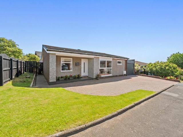 3 bedroom bungalow for sale