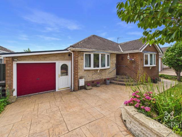 3 bedroom bungalow for sale